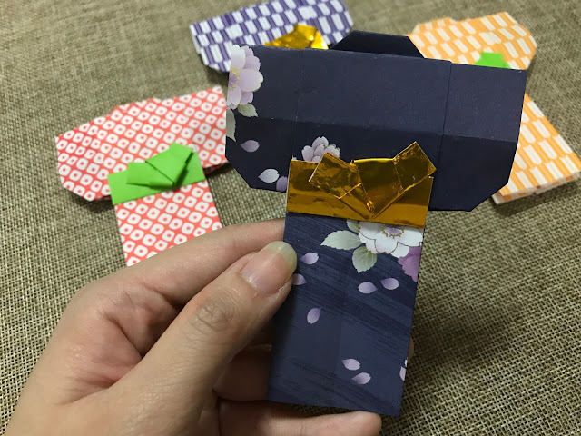 Tutorial #22: Origami Japanese Kimono | The Idea King