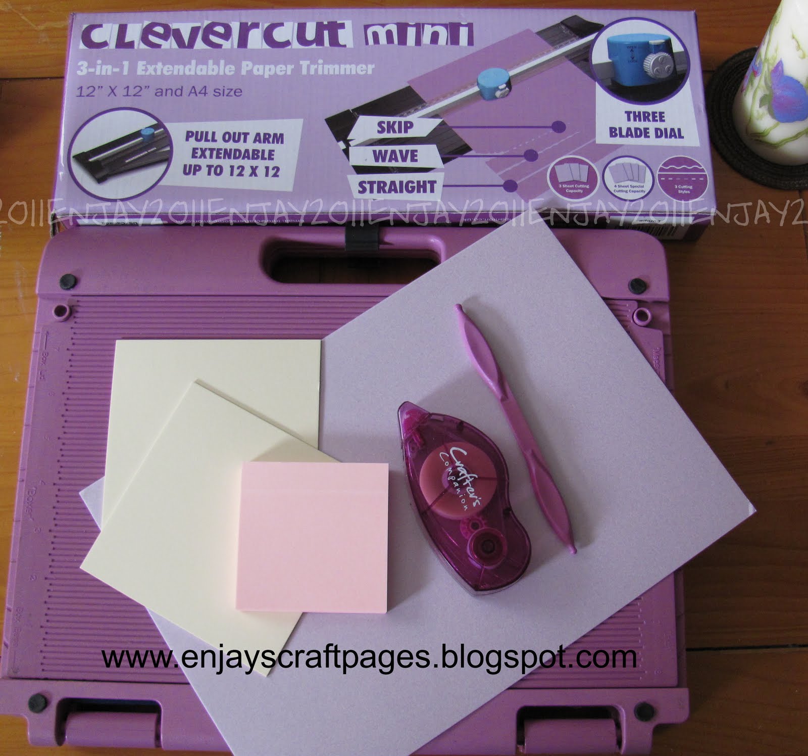 The Jolliffe Cake Company & More: Post it note booklet Tutorial