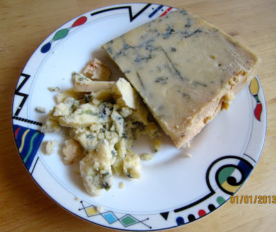 Brot & Bread: DAN LEPARD'S STILTON CRUST SAUSAGE ROLLS