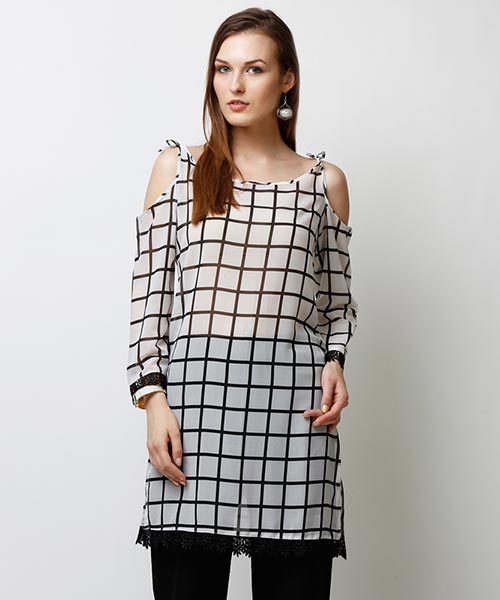 Cold shoulder sleeves : Fashion trend