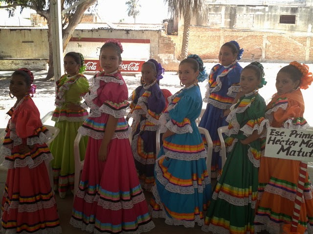 Supervisión Escolar 007, Empalme, Sonora.: Demostración de de Danzas y ...