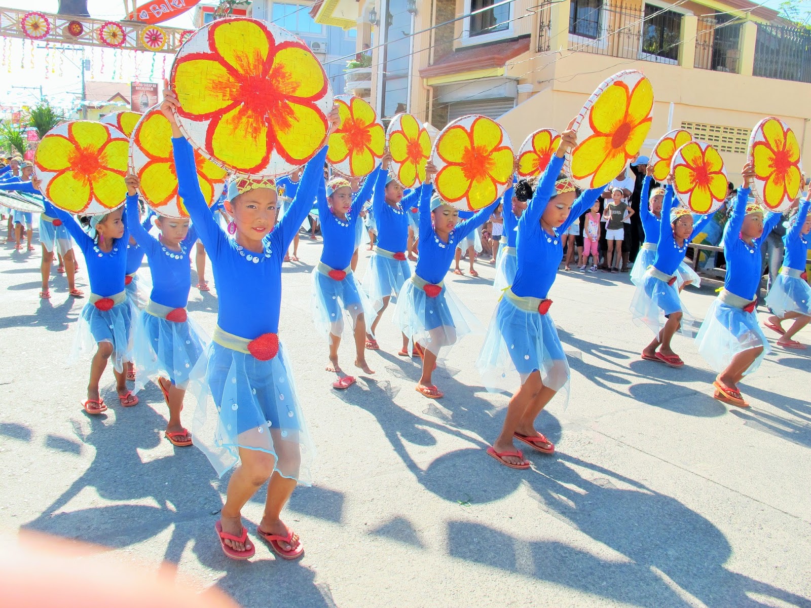Gridcrosser: Baile, Baler! Aurora Capital Celebrates Coco-Sabutan Festival