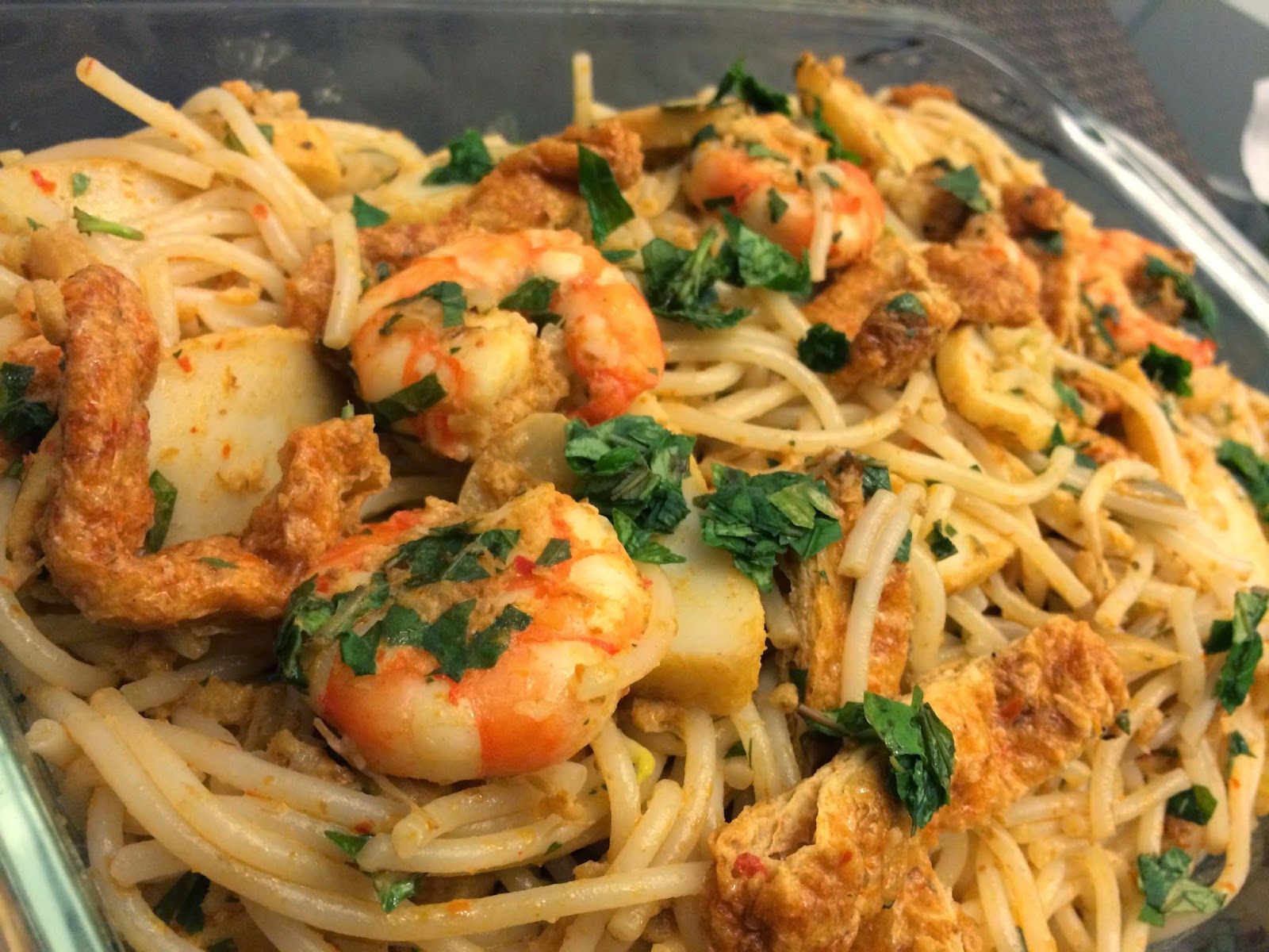 Culinary Kitchenette: Dry Laksa by Cheryl Lam