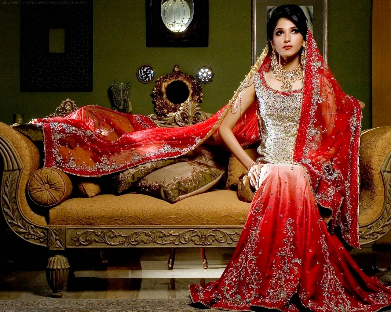 Beautiful Brides Dresses Wallpapers