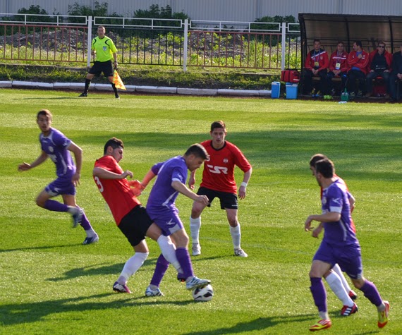 sportcampina: Liga a 3-a. Fortuna Poiana Câmpina - Argeş Piteşti 2-0