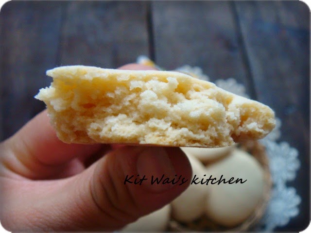 Kit Wai's kitchen : 光酥饼 ~ Chinese White Cakey Biscuit ( Guang Su Pin or ...