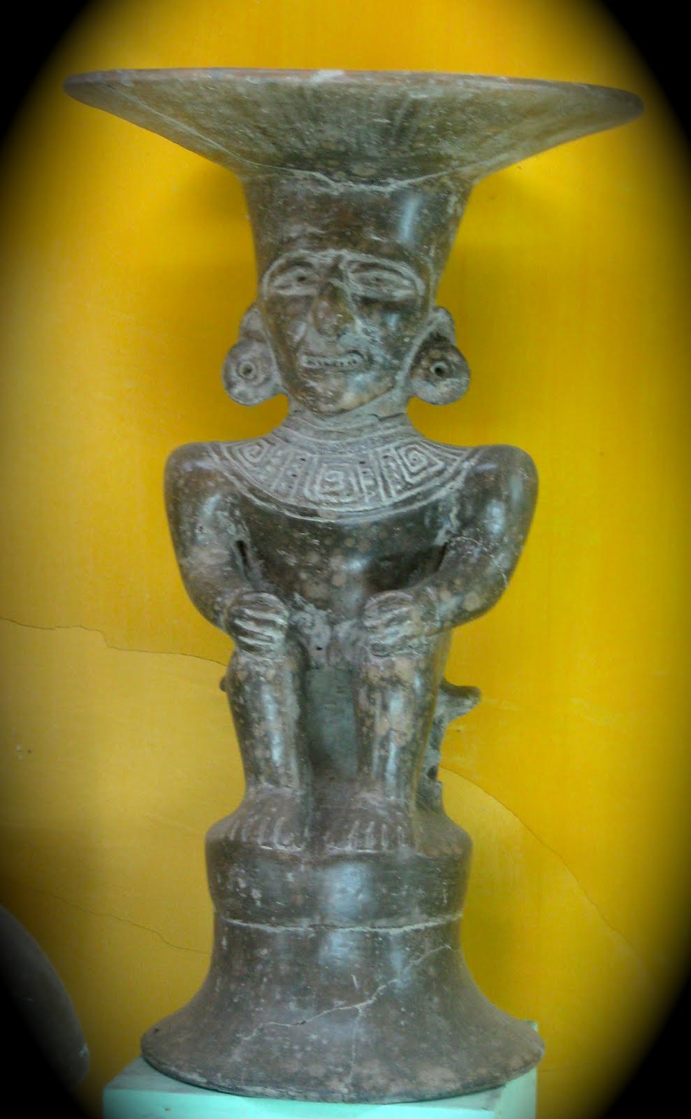 Arte en Ecuador: MANTEÑO-HUANCAVILCA