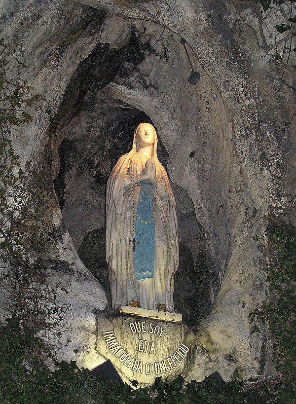 Lourdes e suas aparições: Na novena de Lourdes: as aparições, Santa ...