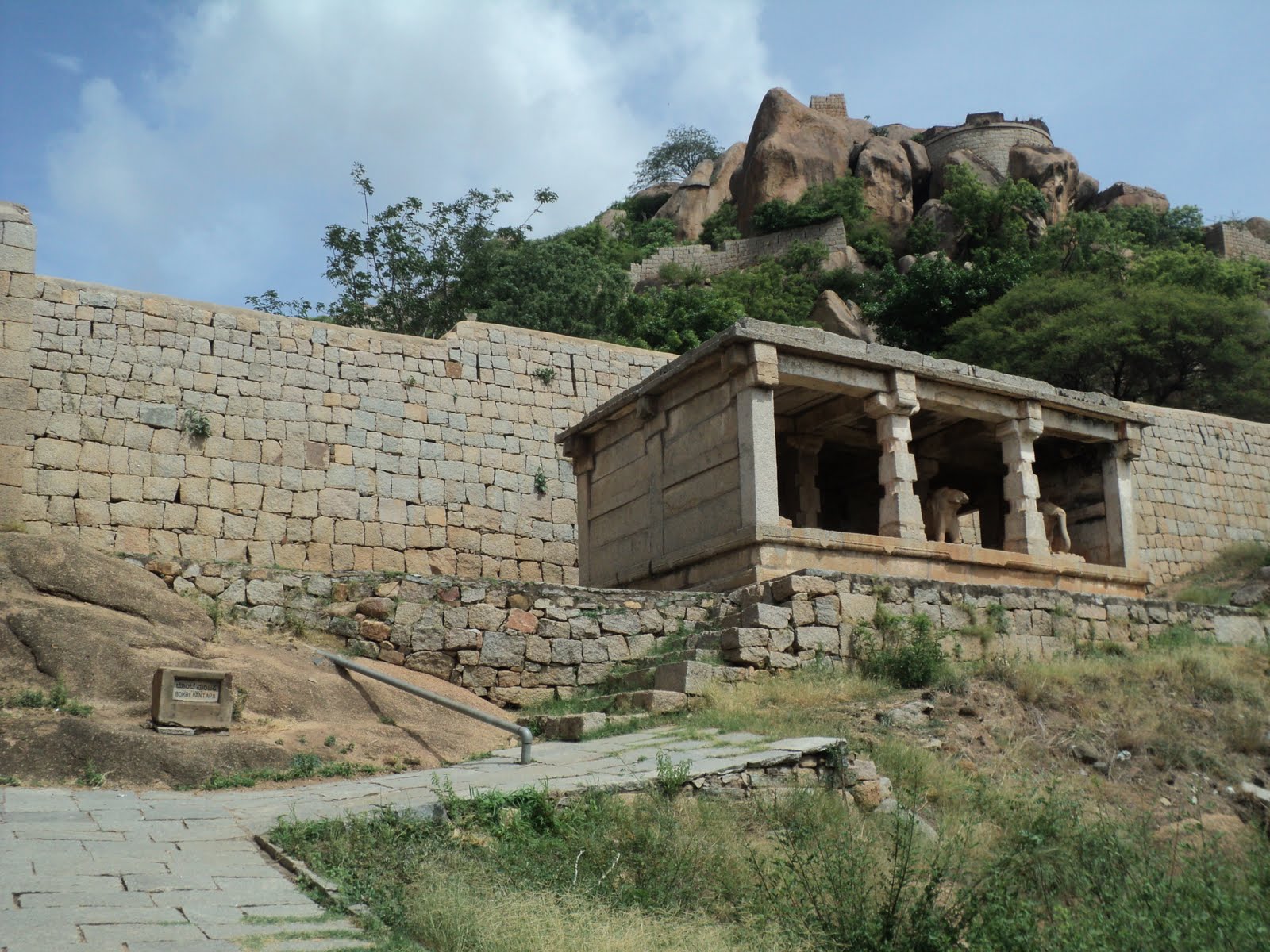Road trips - Bangalore.: 57) Vani vilas Sagara Dam (Marikanive ...