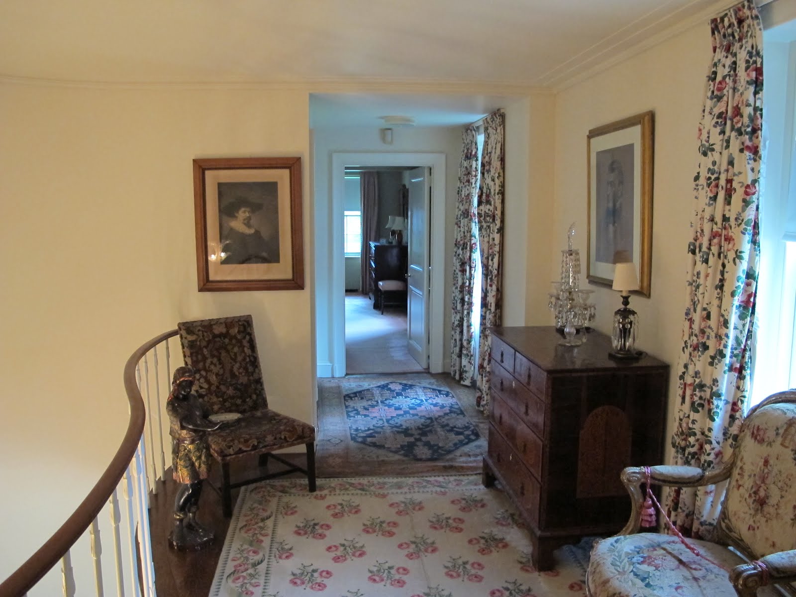 BIG OLD HOUSES: The Upper Class, between the Wars