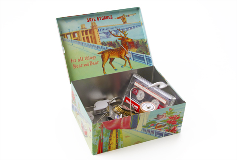 Organized Artistry: Cool Product - Random Crap Tin Cigar Box