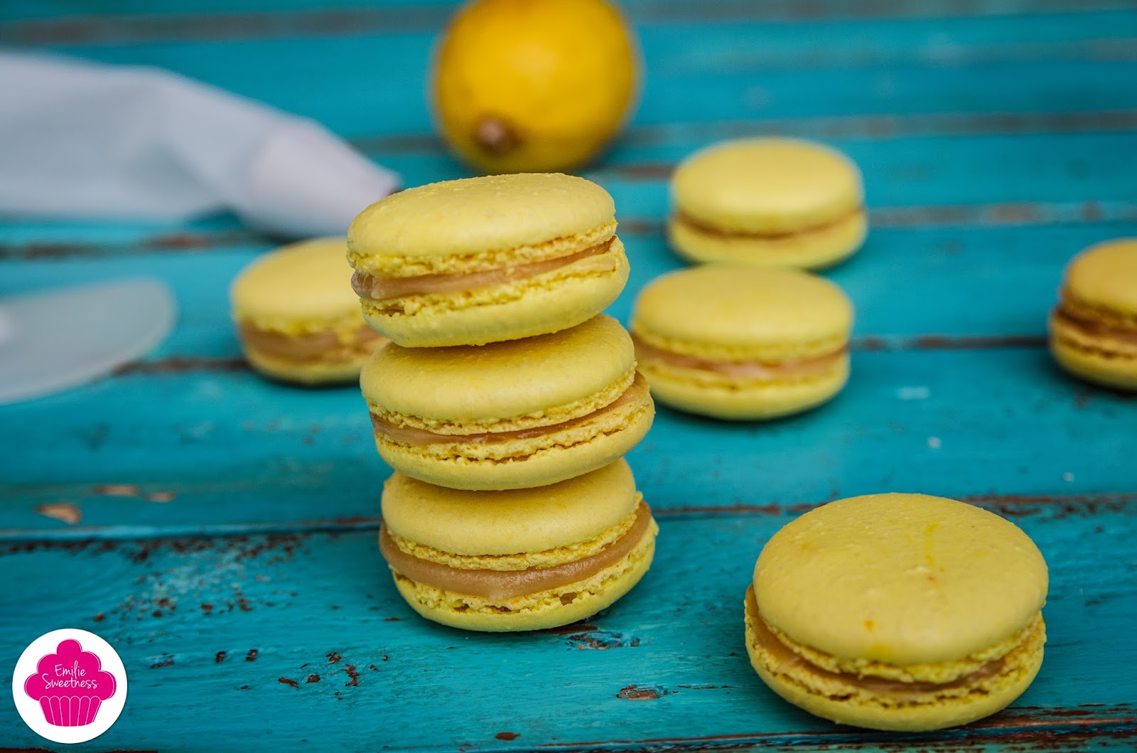 Emilie Sweetness: Macarons au citron - crème de citron