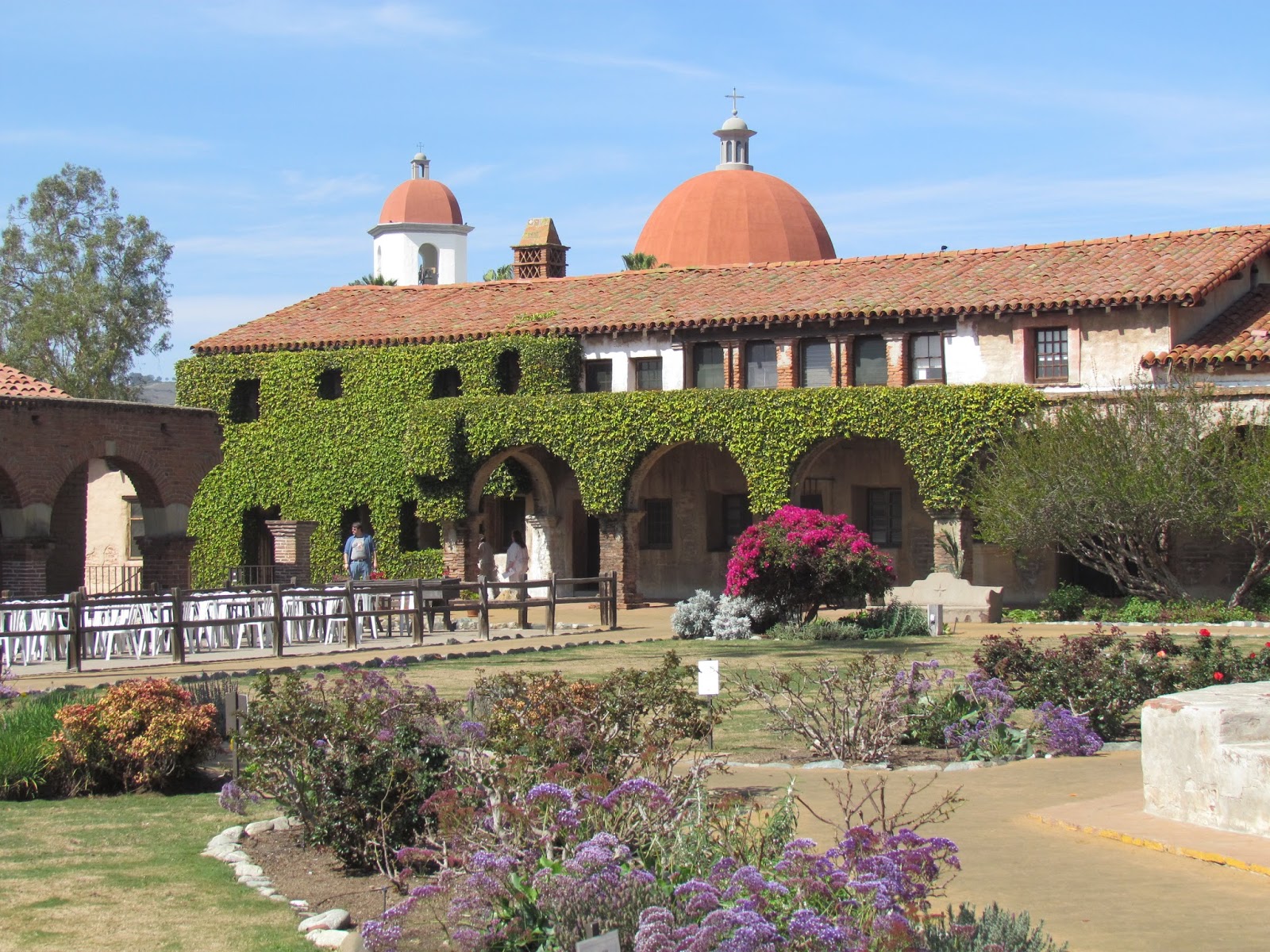 JUNK BOAT TRAVELS: San Juan Capistrano Mission