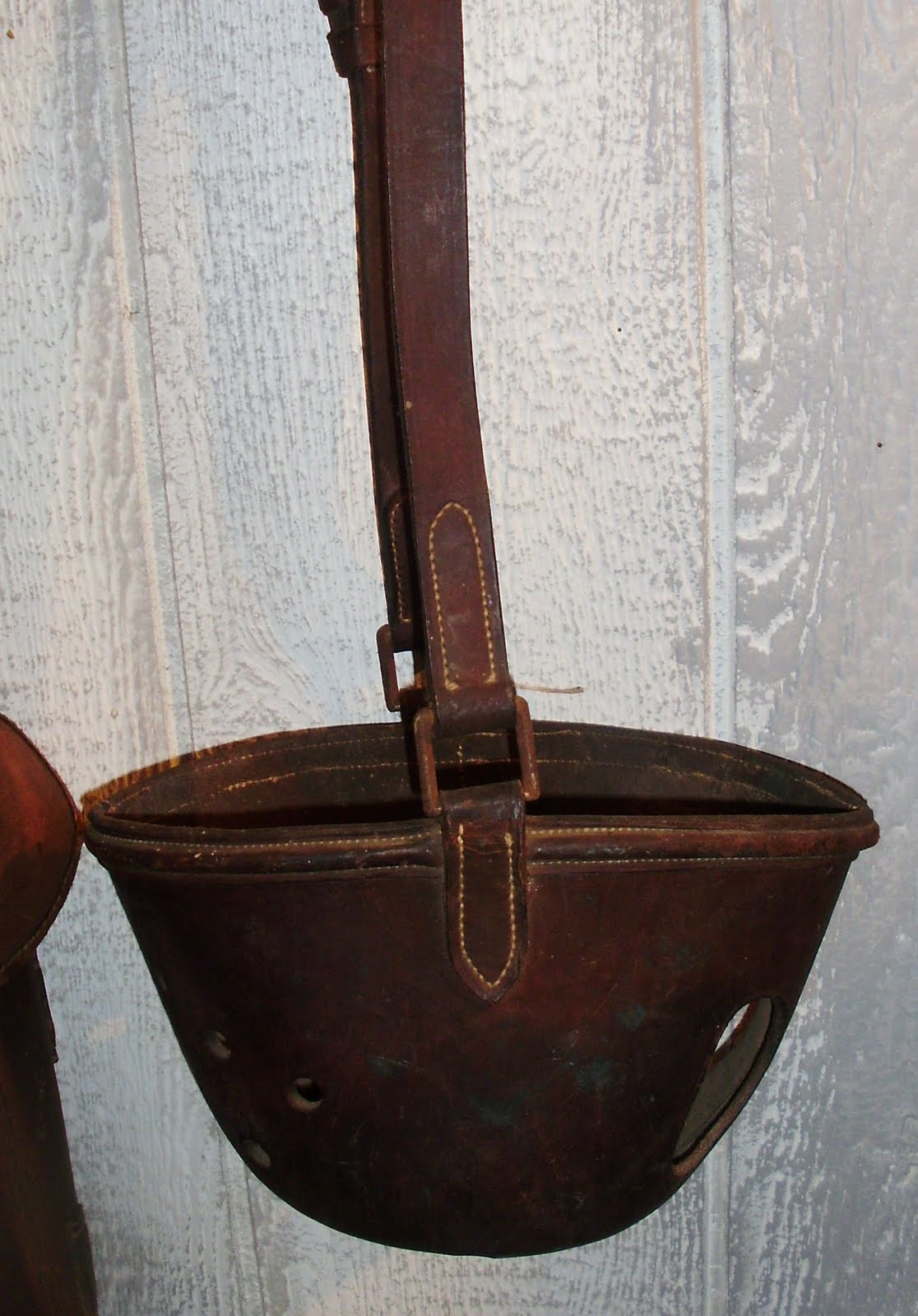 Log Cabin Antiques & Gifts: Great barn items for the horsey set