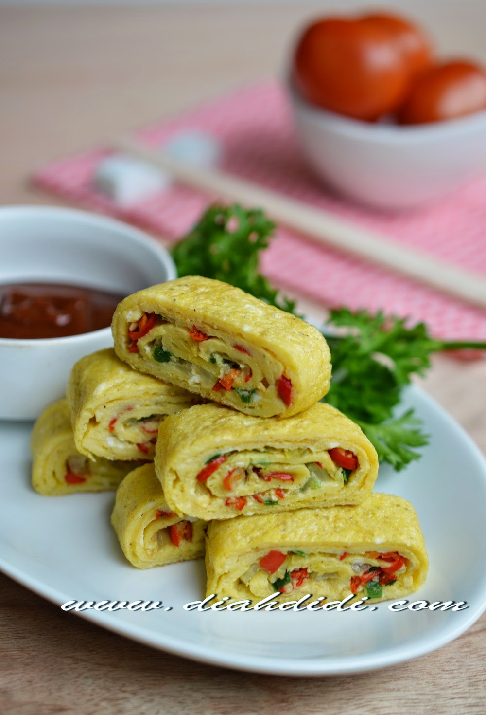 Diah Didi's Kitchen: Step By Step Membuat Korean Rolled Eggs Bersama ...