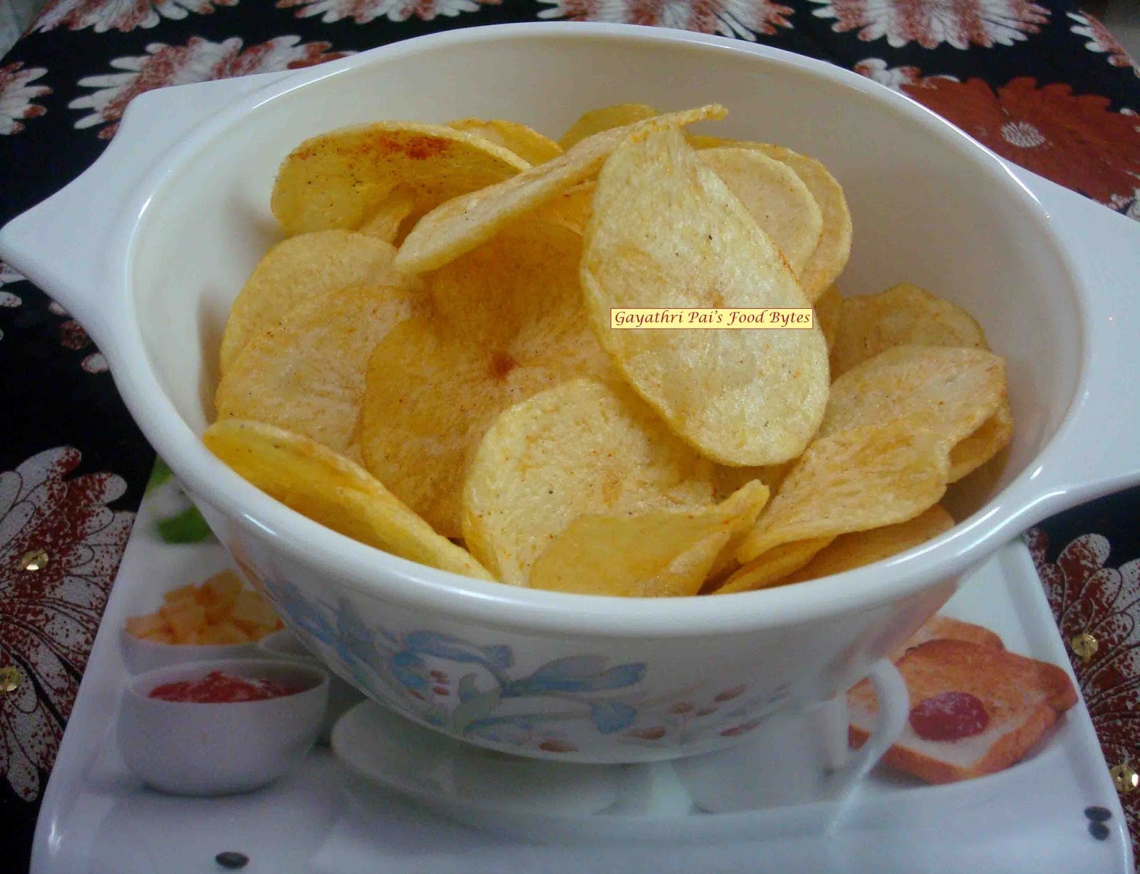 Gayathri Pai's Food Bytes: Potato Wafers.
