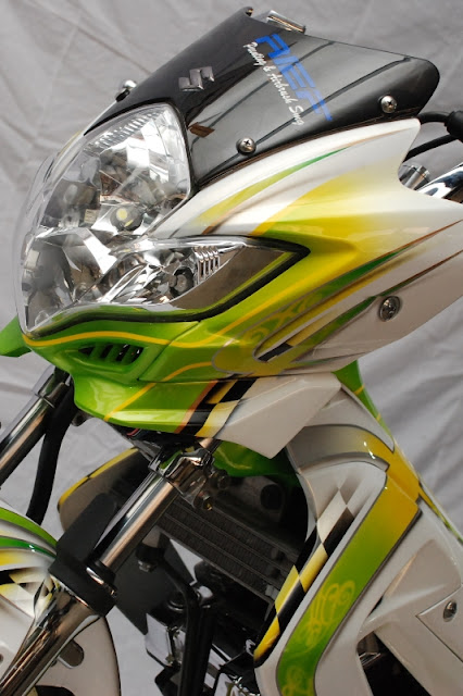 Modif Motor Drag Satria FU Hijau dan Putih - Oto Trendz