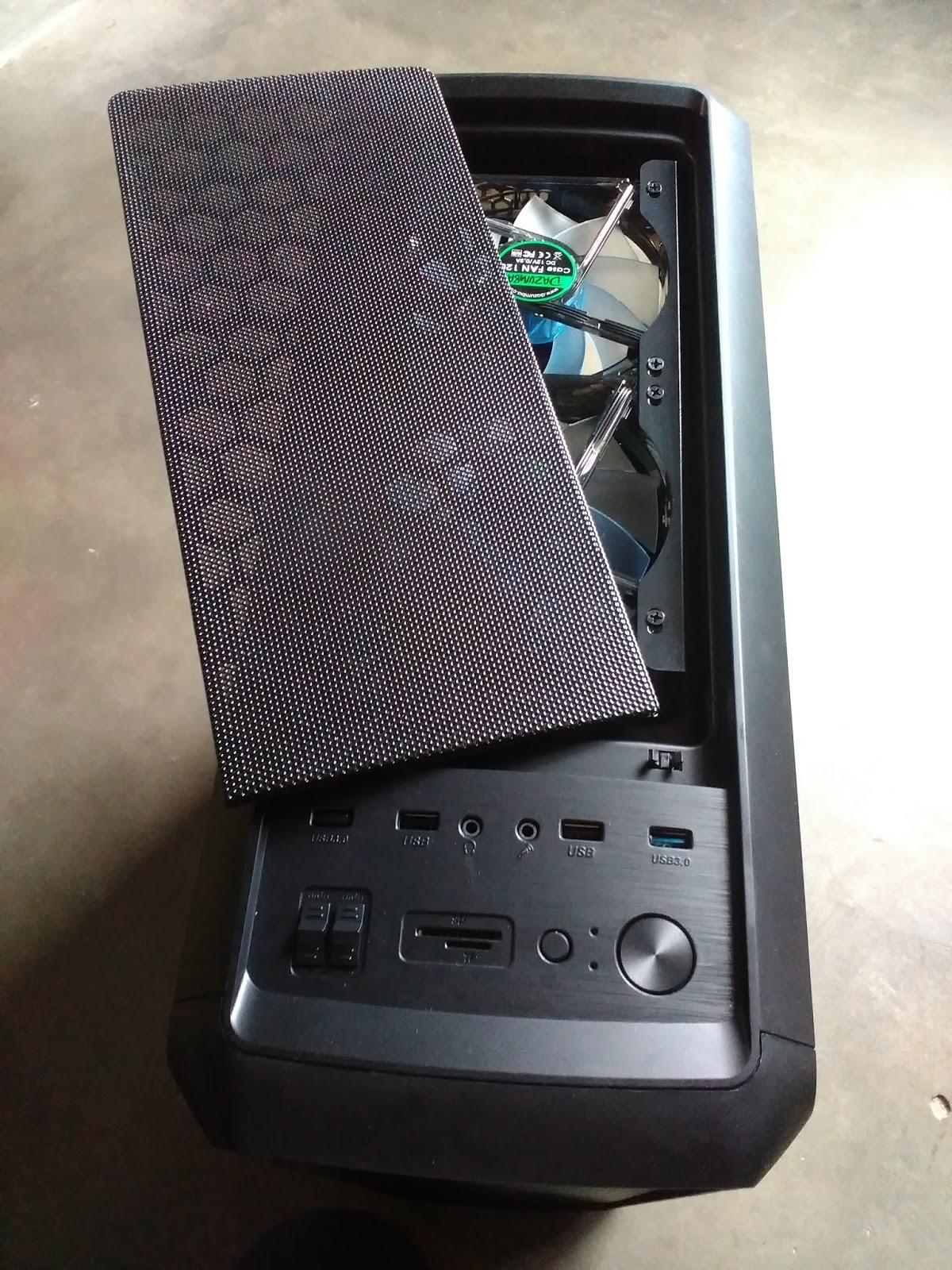 BelKompBar: Review Dazumba D-Vito 980