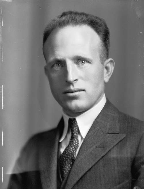 New England's History: The Pacific Belshaws 3 - breaking into academic life