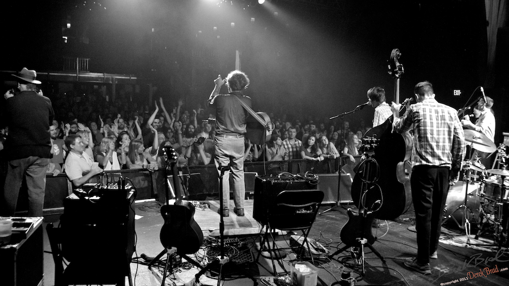 Derek Brad Photography: Hoots and Hellmouth