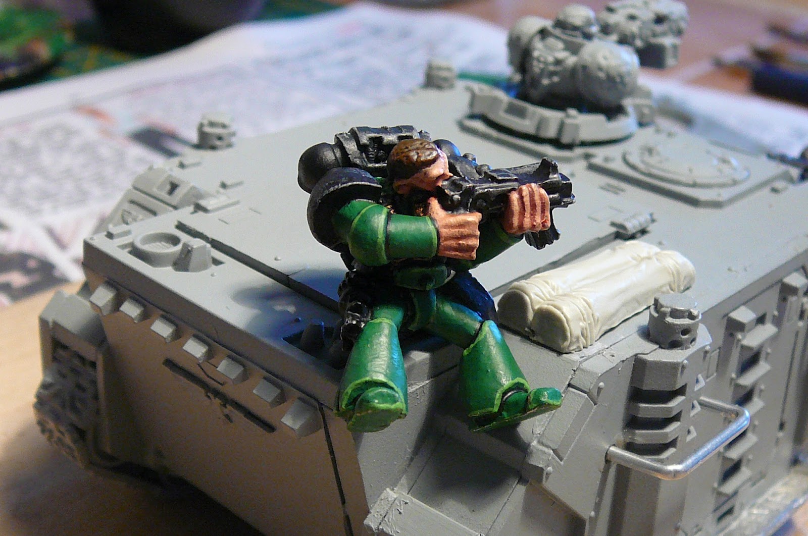 lucky punk: Rogue Trader Rhino Crew Space Marines - Finished