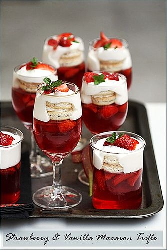 Donna Hay’s Strawberry and Vanilla Macaron Trifle ... Joyeux Noel ...