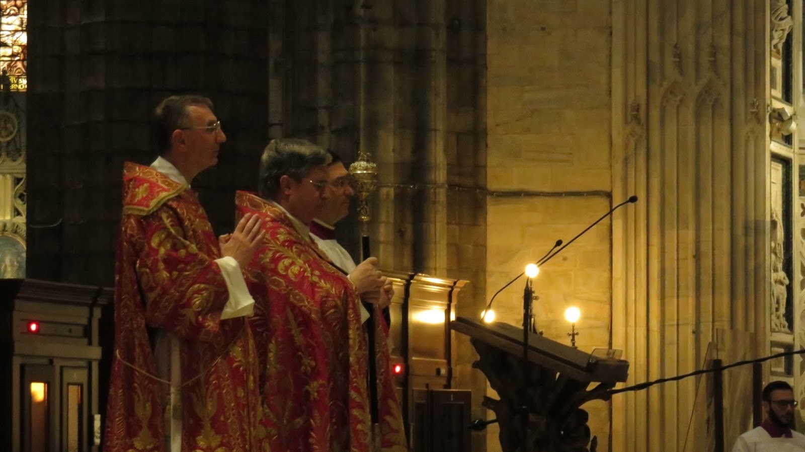 New Liturgical Movement: Sacra Liturgia: Modern Ambrosian Rite from the ...