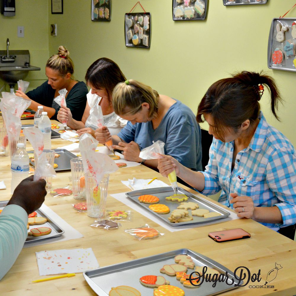 Would you like to attend a cookie decorating party ? I'd love to have you!