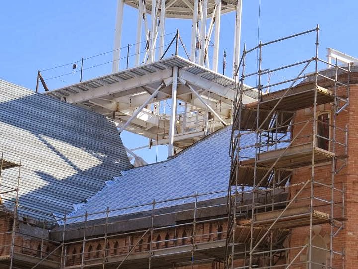 New Temple in Provo: Northeast Tower Roof Goes Up To Stay
