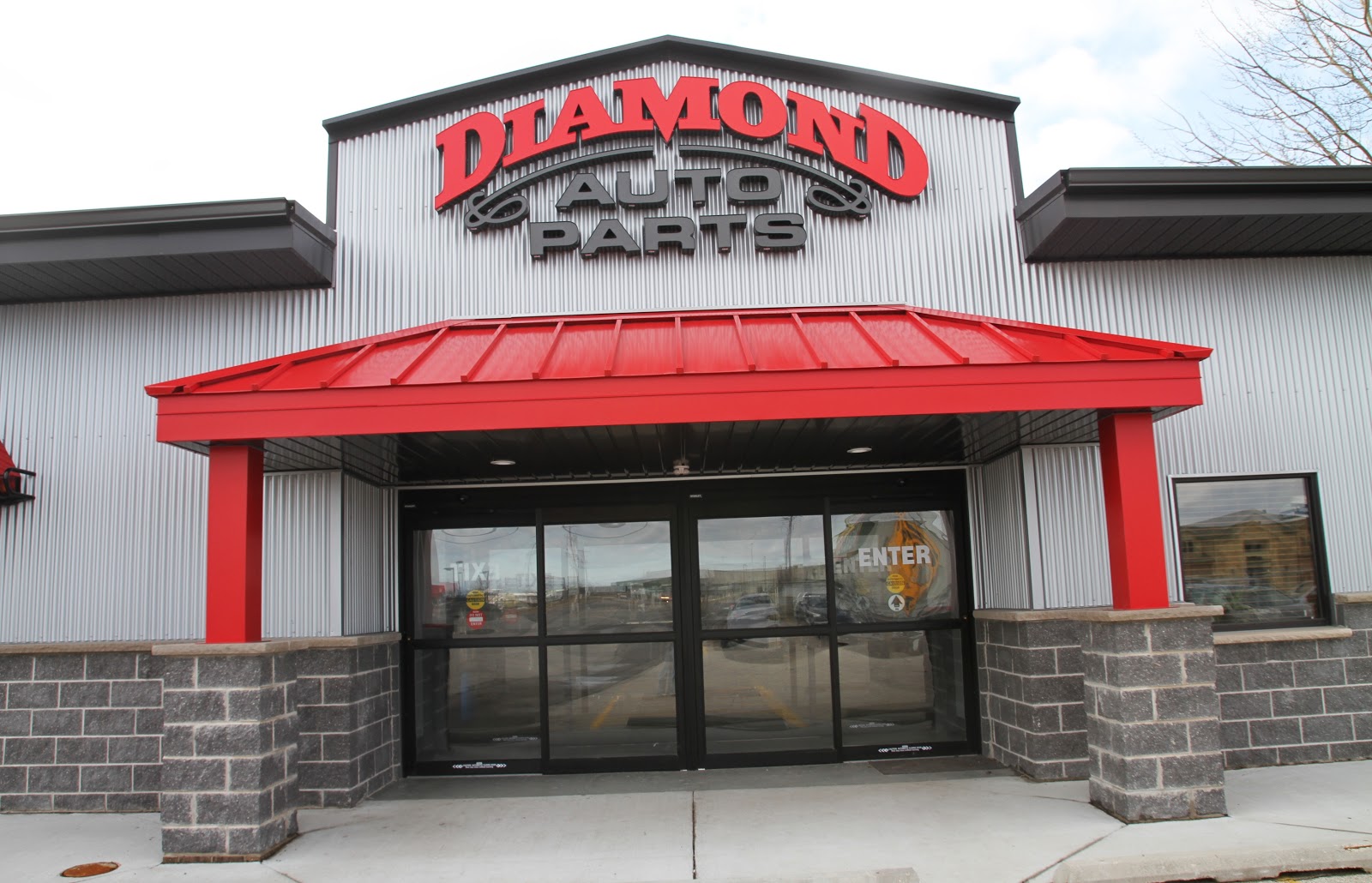 Diamond Used Auto Parts 3012: Building Pictures