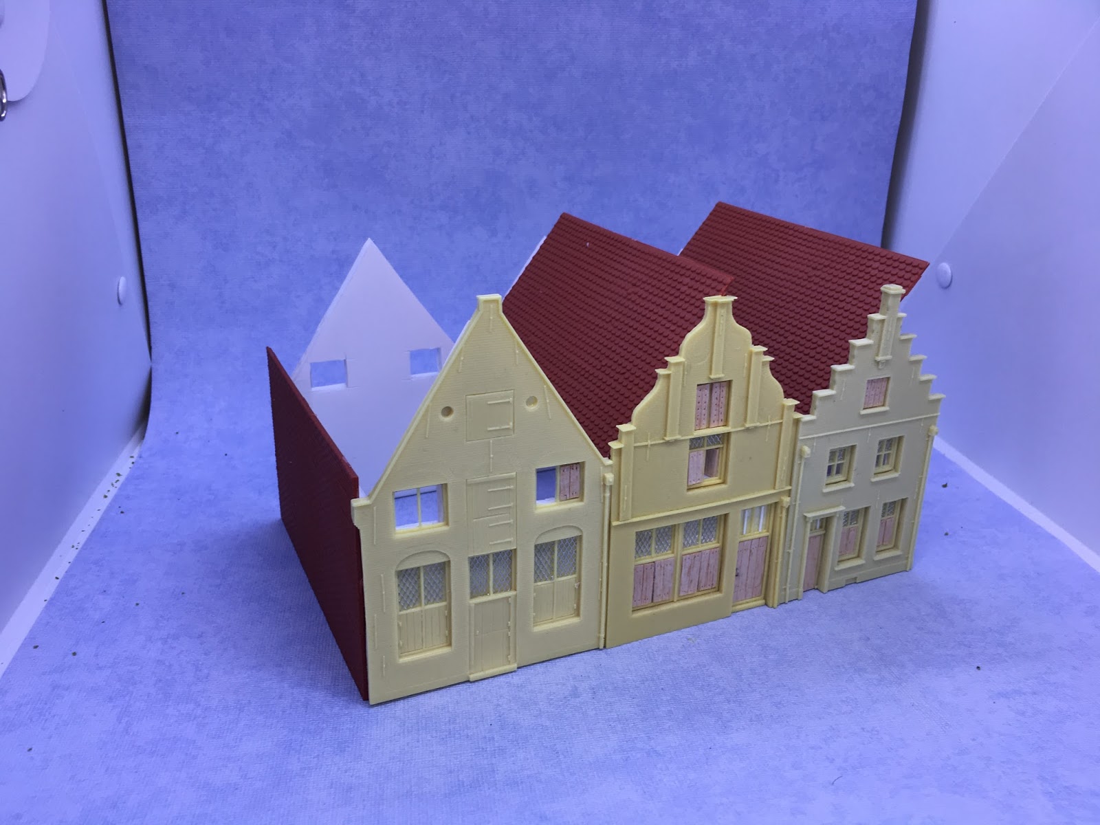 Je Lay Emprins: Flemish town buildings (I)