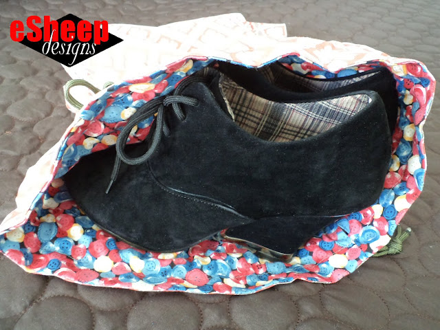 eSheep Designs: Quasi-Tutorial: Easiest Ever Reversible Drawstring Bag