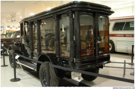 Menarik ! 6 Kereta Jenazah Yang Paling Unik Dan Pelik ~ zamrispoon