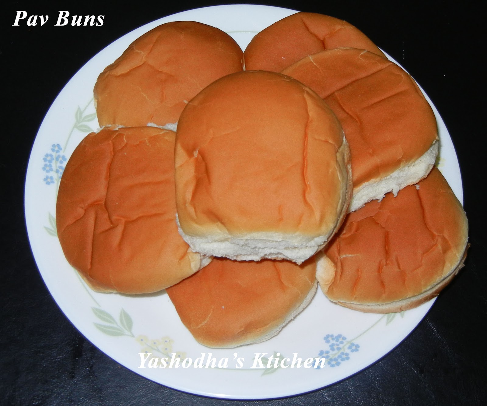 Yashodha's kitchen: MISAL PAV - SNC CHALLENGE - 3