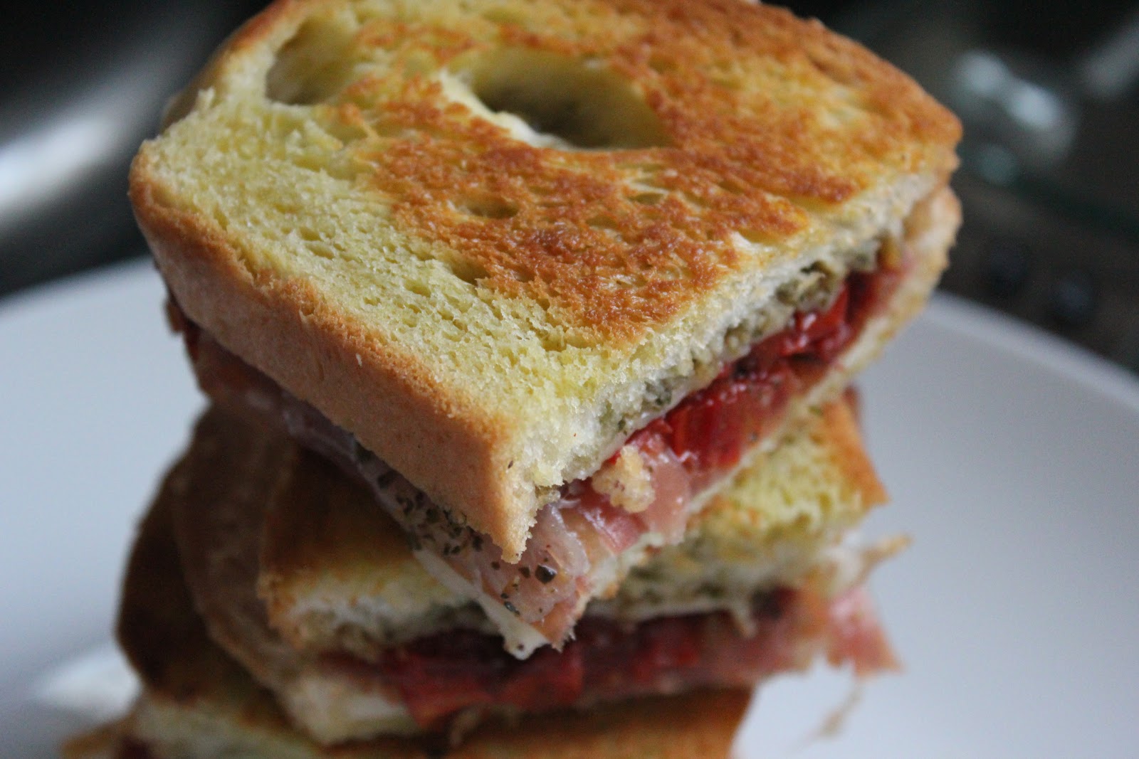 Delicious Dishings: Italian-Style Grilled Cheese Sandwiches With Land O ...