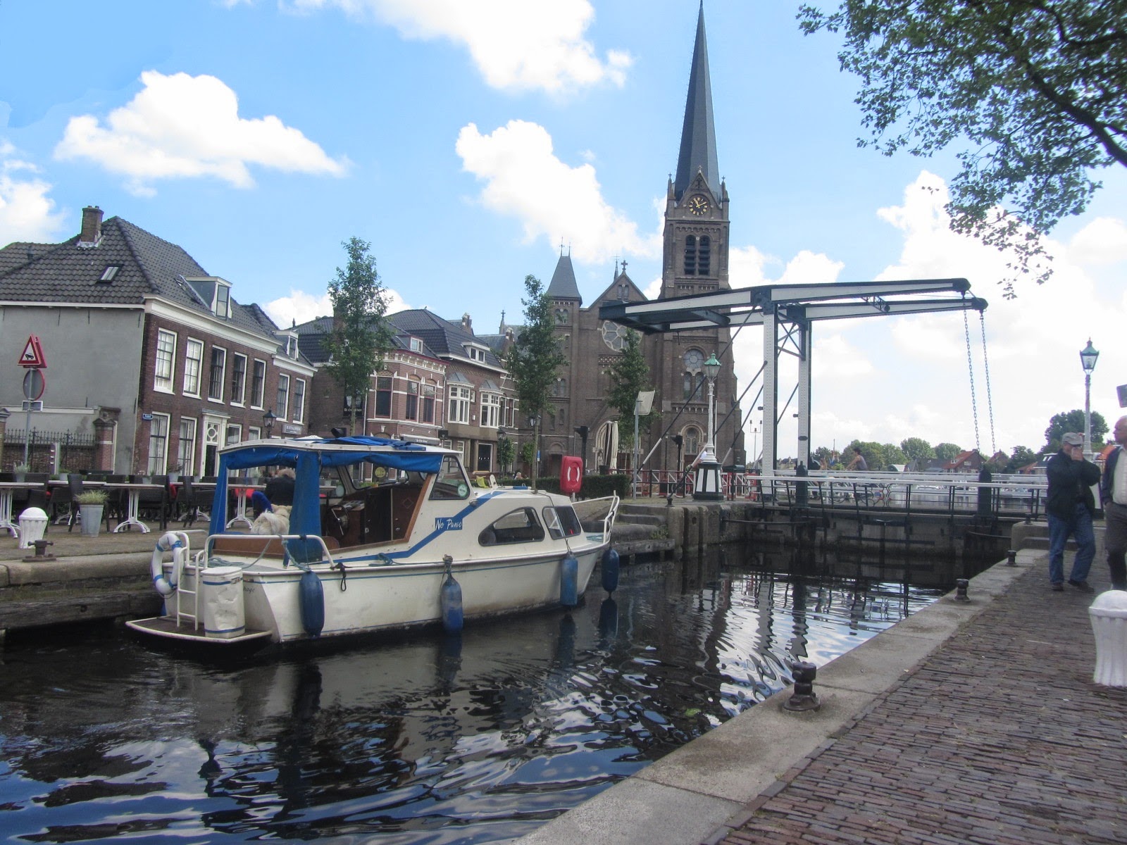 De Cultuurbarbaar: Tour Haaglanden en Seventies-feest