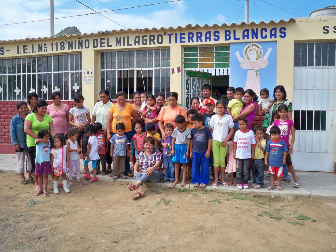 My Slice of Peru: School Opened Today in Tierras BlancasMy Slice of Peru