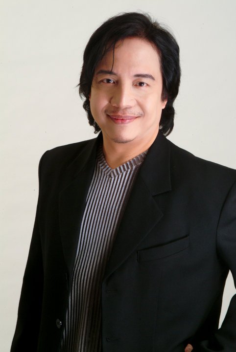 Nonoy Zuniga sings track for DZMM Christmas station ID - LionhearTV