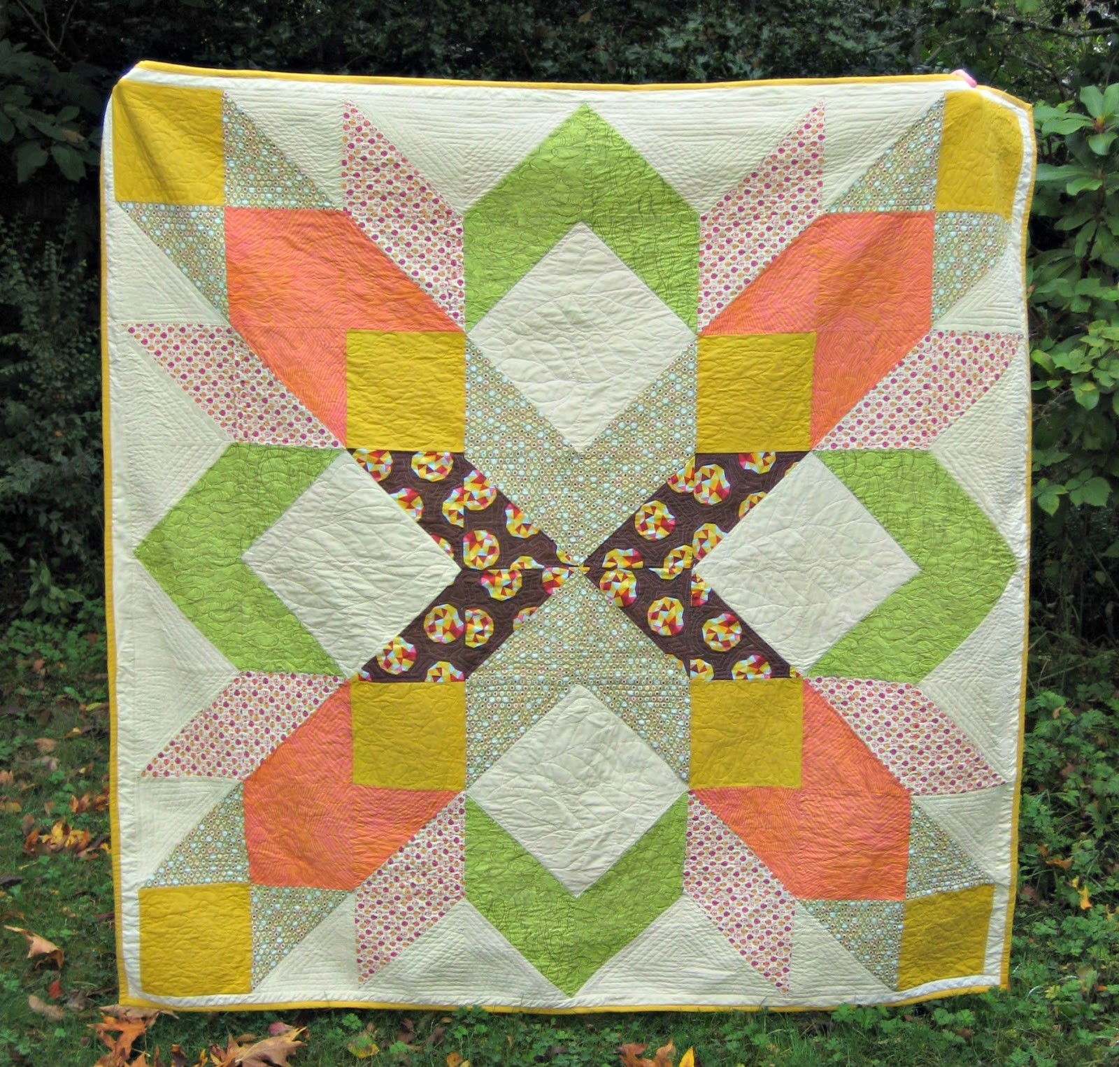 alimakes: Tula Pink Sew Along Quilt Finished