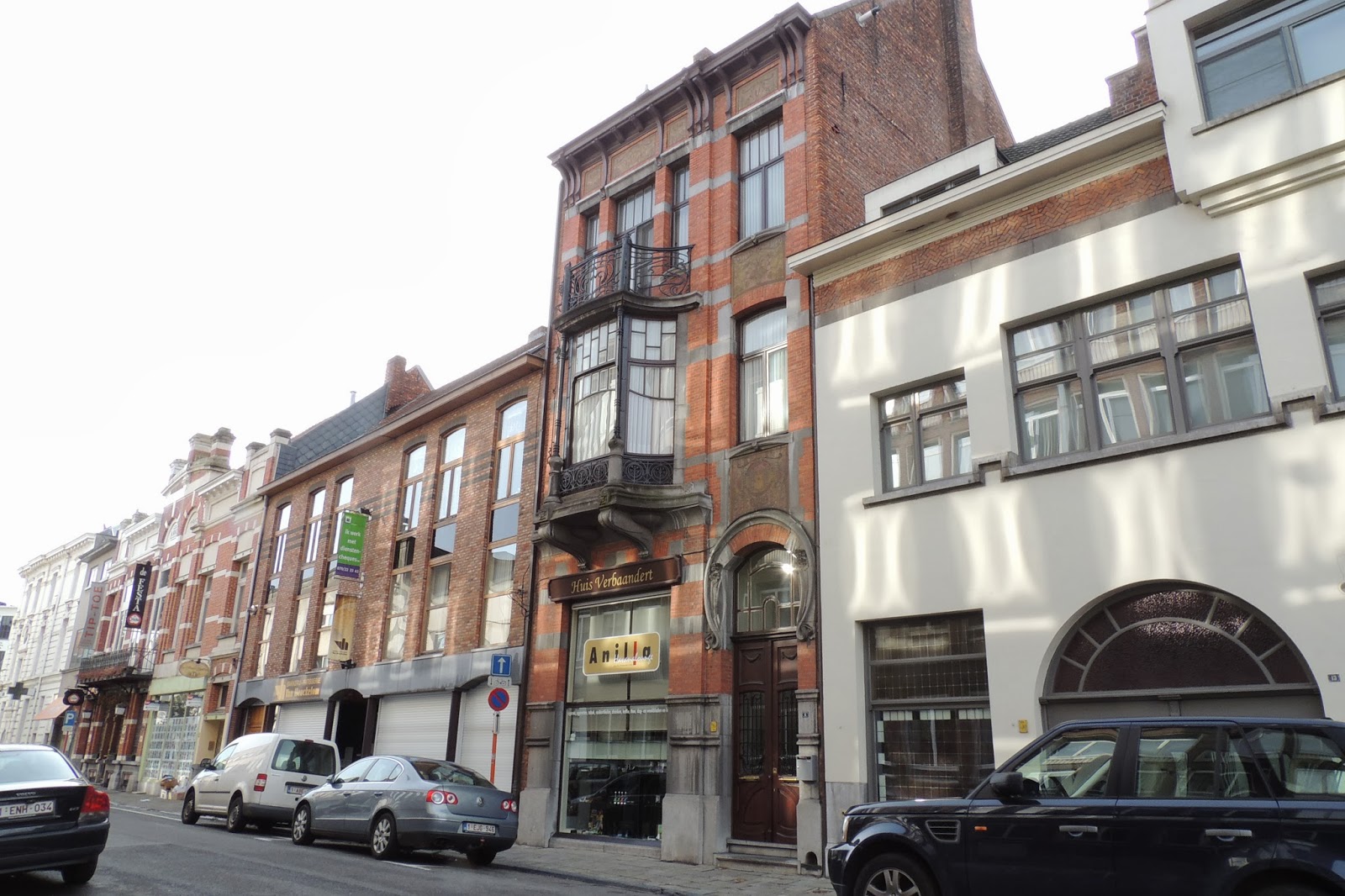 toon blogt: Renier Sniedersstraat 11, Turnhout - Jos Verschoren