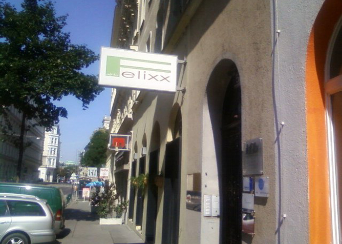 Gay Bars in Austria | Gay Clubs & Gay Bars Europe