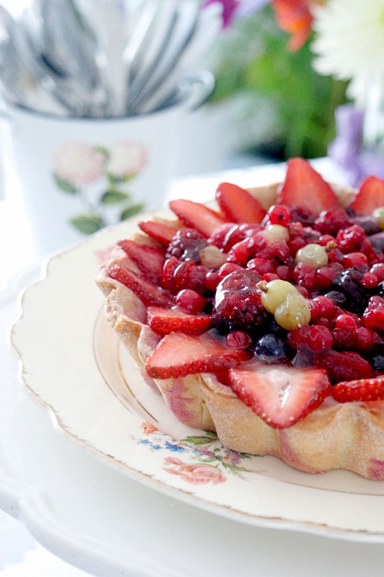 BAs Cooking: Berries and Crème pâtissière tart