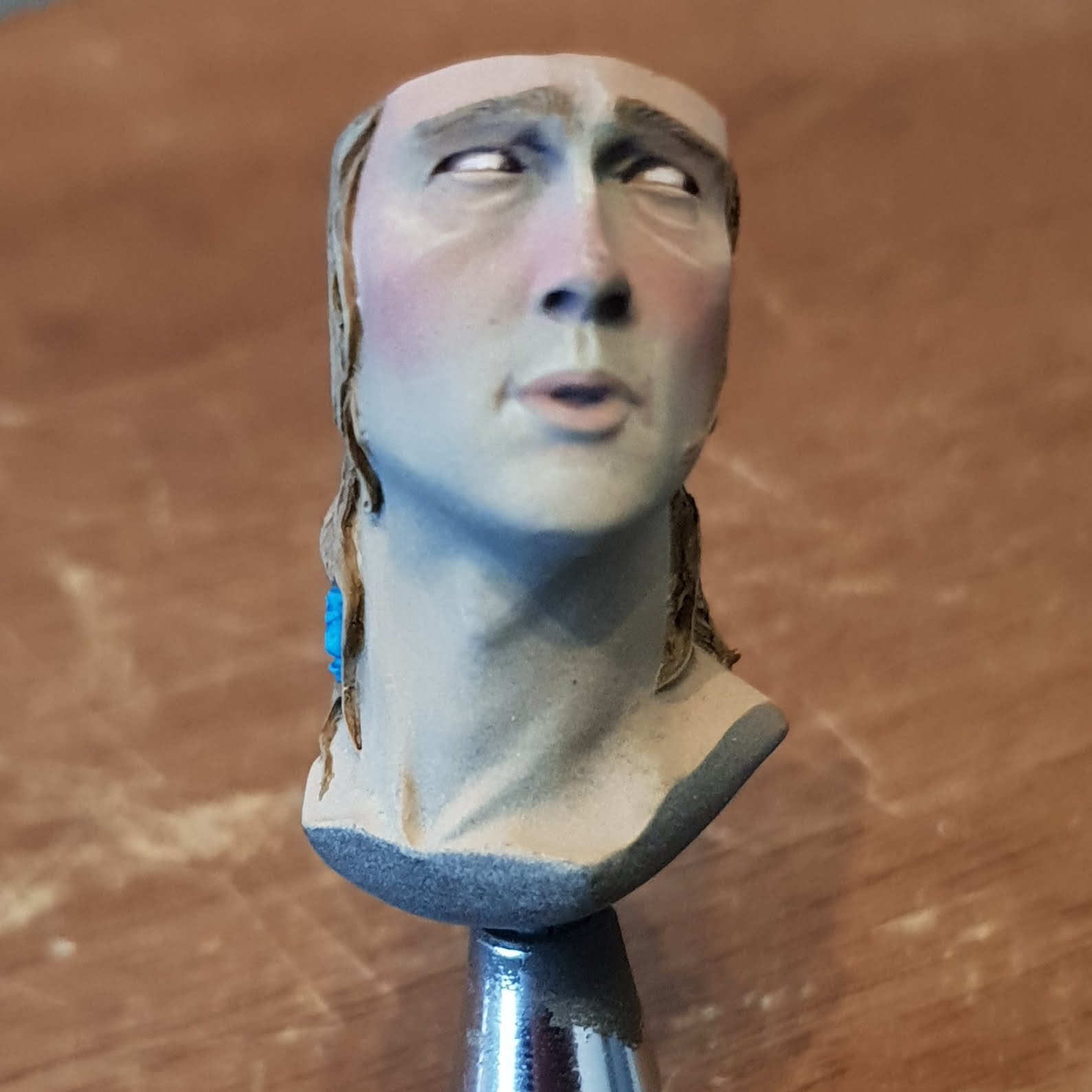 Airbrush & Analog Painting: How to quickly paint faces