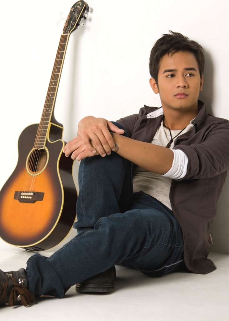 JM De Guzman ABS-CBN Singer Actor | Juan Miguel De Guzman Biography ...