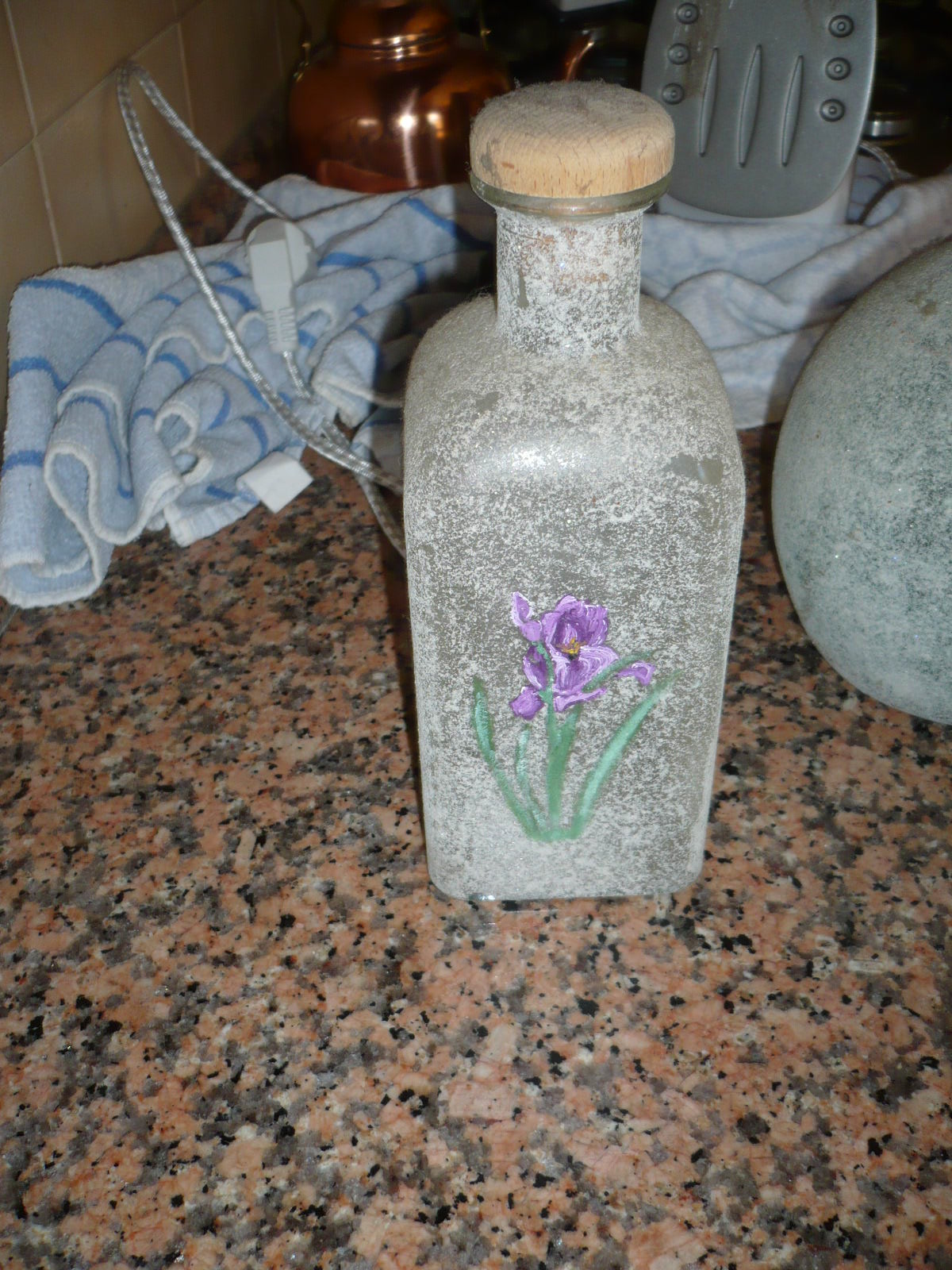 Mis cosas: Botellas pintadas con arena