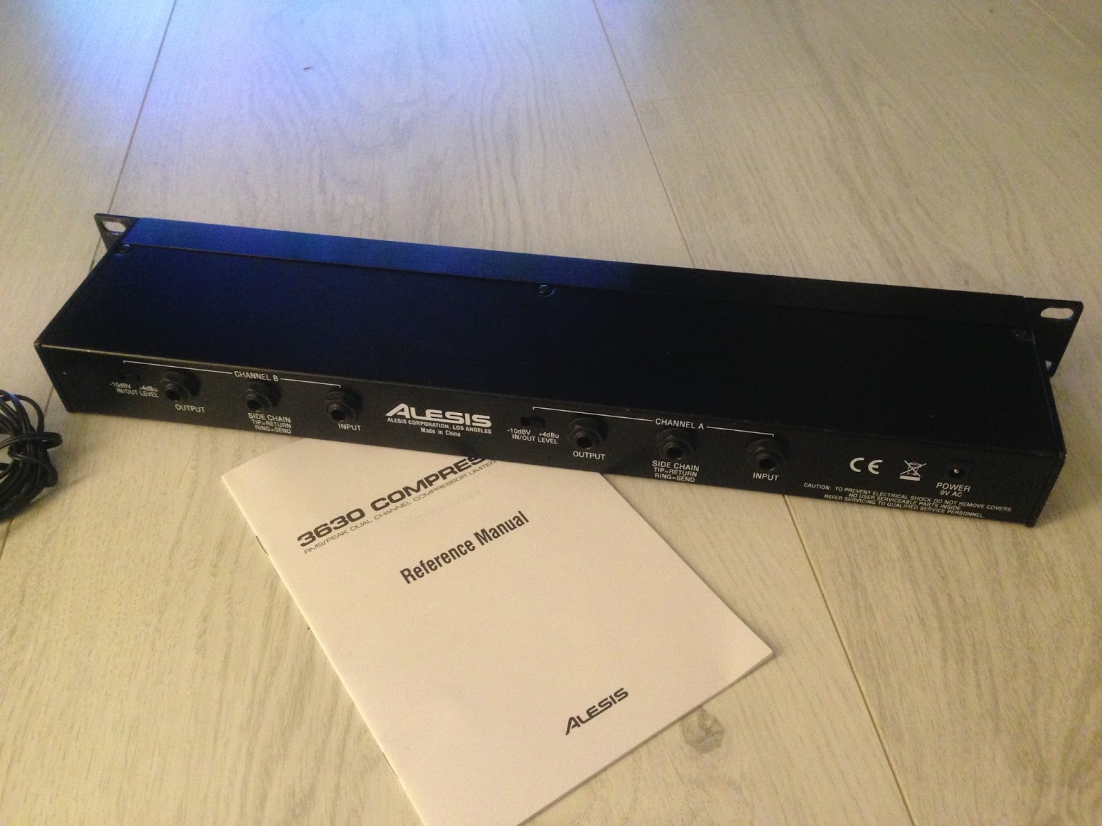 Infrequent Sound [sex.tex] technology: Alesis 3630 Compressor RMS/Peak ...