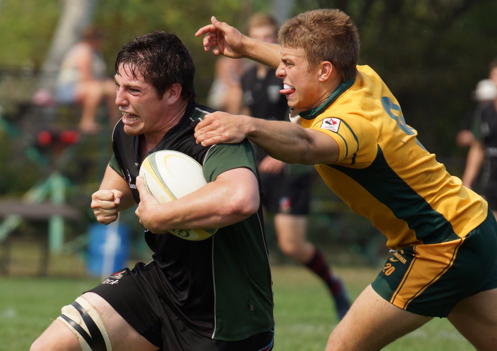 The Picture Desk: Sony A77 with 70-400G at a Rugby game