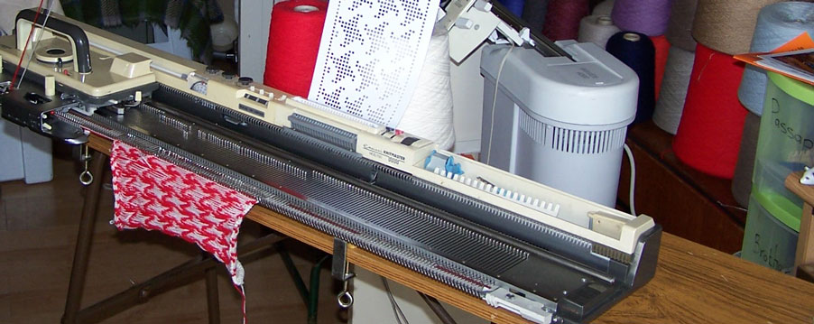 Sheila Atchley Designs: Knitting Machine
