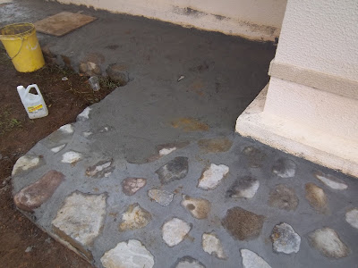 T.R. Services S.A.: Rock In Concrete