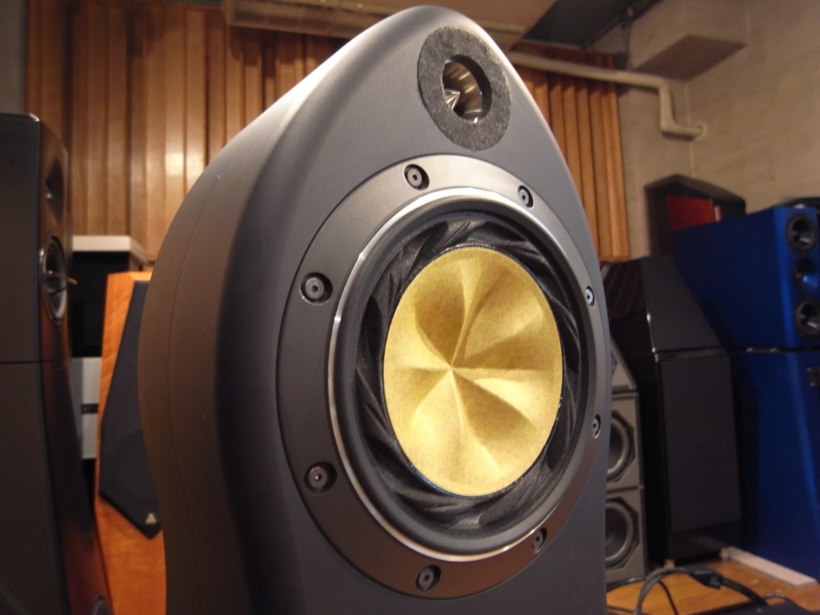 SIS AUDIO BLOG: 中古品情報 AUDIO-MACHINA THE PURE SYSTEM